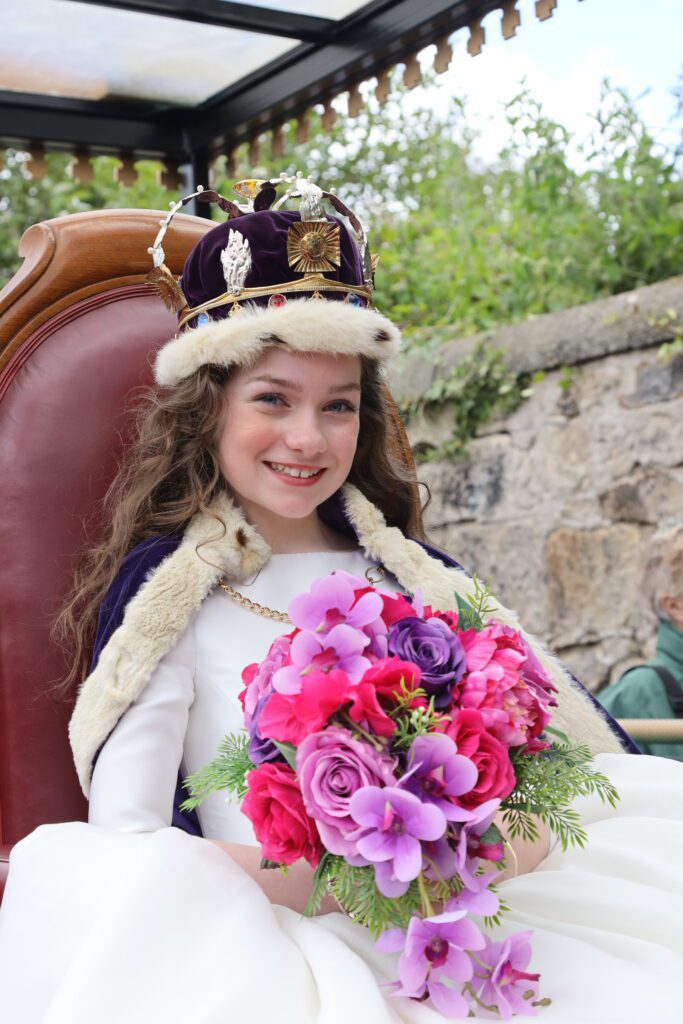 Queen Ella Sends Her Final Message – Bo'ness Fair Day